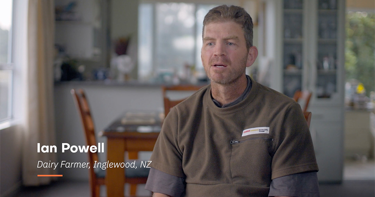 LeAnne Blakelock and Ian Powell - CowTRAQ™ Collars | Waikato Milking ...